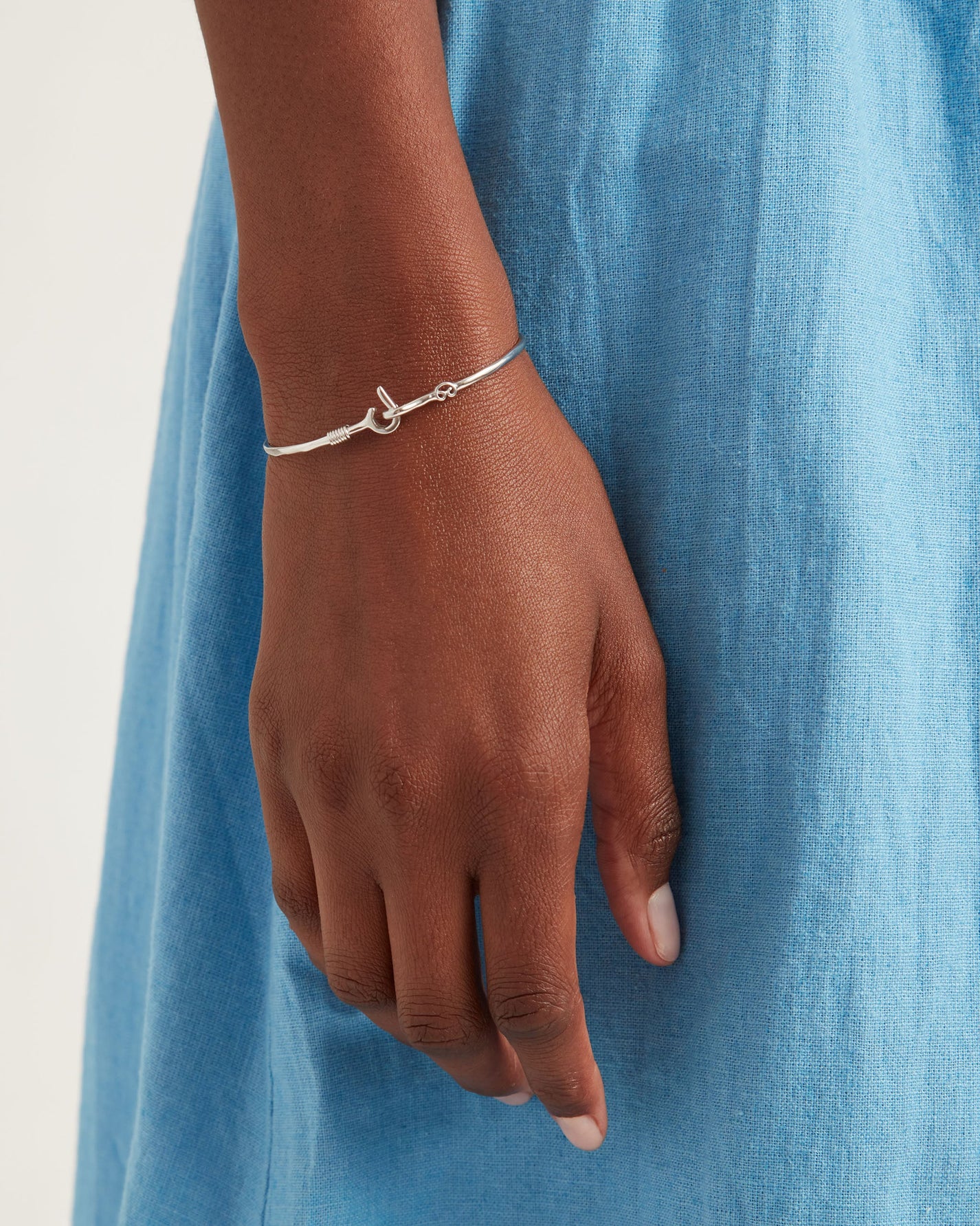 St. John Hook Bracelet with Open Petroglyph, 2mm - Vibe Jewelry